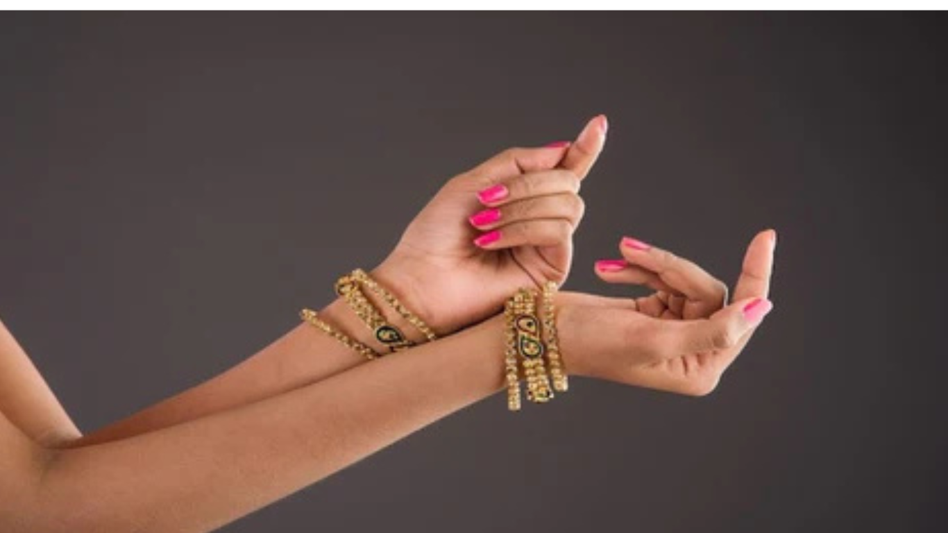 Bangles For Married Woman